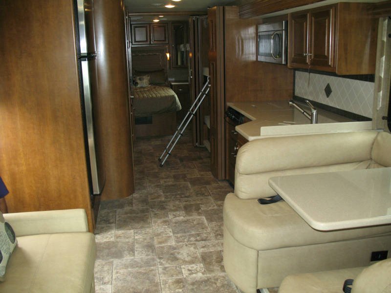 NEW 2013 THOR PALAZZO 33.3 - Overview | Berryland Campers