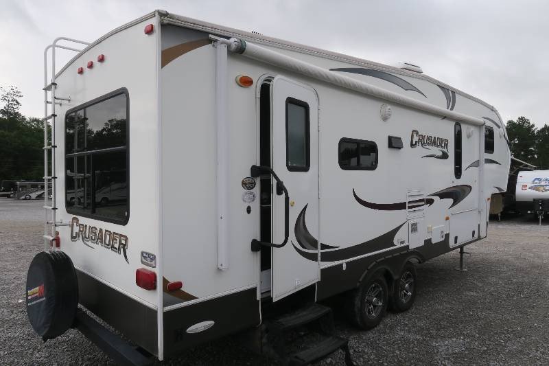 USED 2013 FOREST RIVER CRUSADER 260RLD - Overview | Berryland Campers