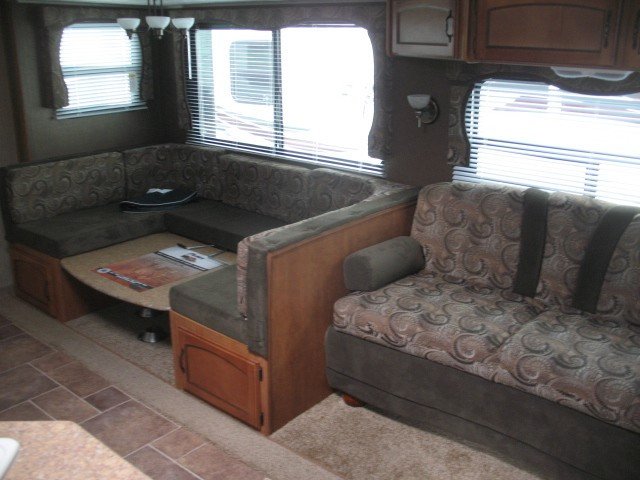 NEW 2012 PALOMINO PUMA 30KFB - Overview | Berryland Campers