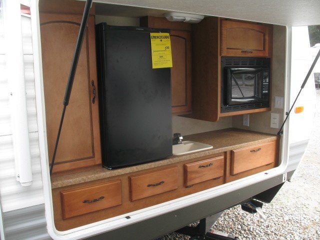 NEW 2012 PALOMINO PUMA 30KFB - Overview | Berryland Campers