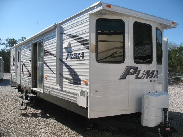 NEW 2012 PALOMINO PUMA 32FKSL - Overview | Berryland Campers