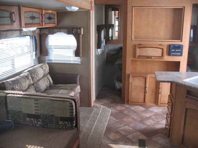 NEW 2012 PALOMINO PUMA 31DBTS - Overview | Berryland Campers