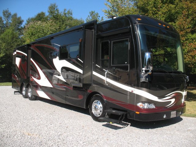 NEW 2012 THOR TUSCANY 42RQ - Overview | Berryland Campers