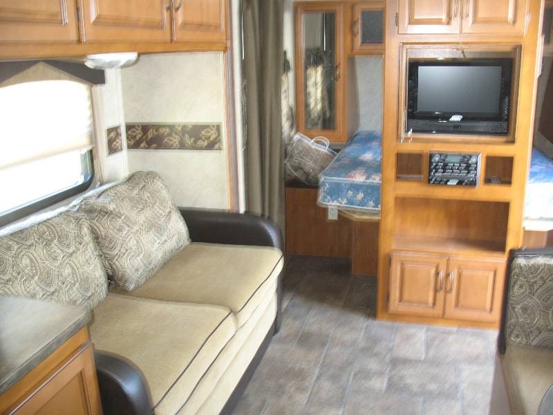 USED 2012 KEYSTONE BULLET 28BH - Overview | Berryland Campers