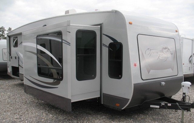 NEW 2011 OPEN RANGE OPEN RANGE 340FLR - Overview | Berryland Campers