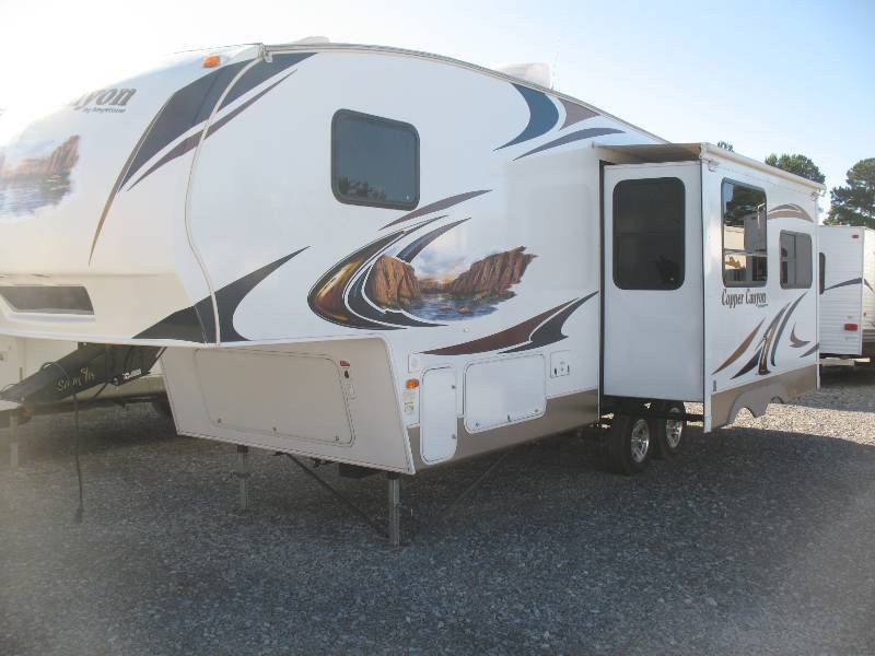 USED 2011 KEYSTONE COPPER CANYON 252FWRLS - Overview | Berryland Campers