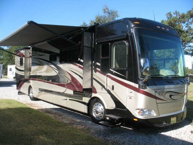 USED 2011 THOR TUSCANY 4072 - Overview | Berryland Campers