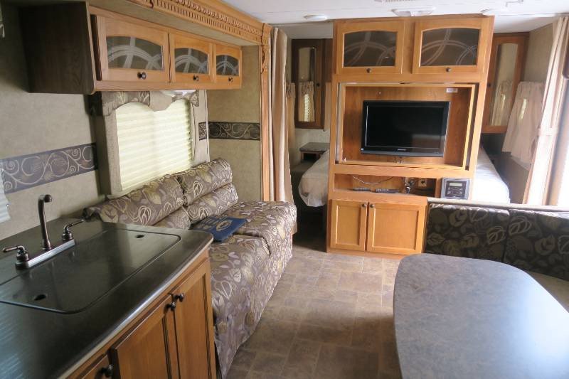 USED 2011 HEARTLAND NORTH TRAIL 27RBS - Overview | Berryland Campers