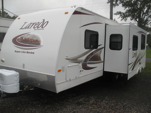 USED 2010 KEYSTONE LAREDO 29BHS - Overview | Berryland Campers