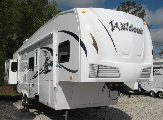 NEW 2009 FOREST RIVER WILDCAT 32QBBS - Overview | Berryland Campers