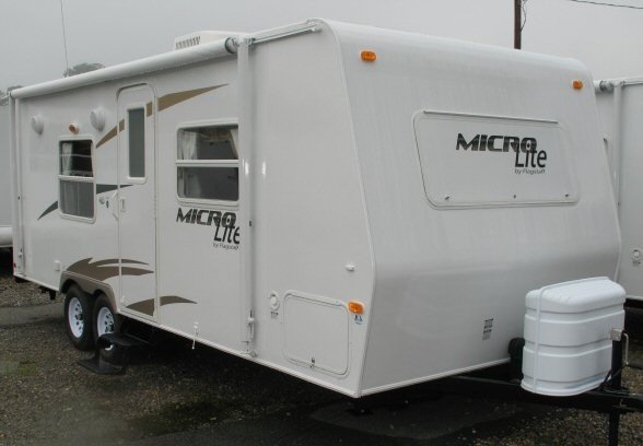 NEW 2009 FOREST RIVER FLAGSTAFF 23FB - Overview | Berryland Campers