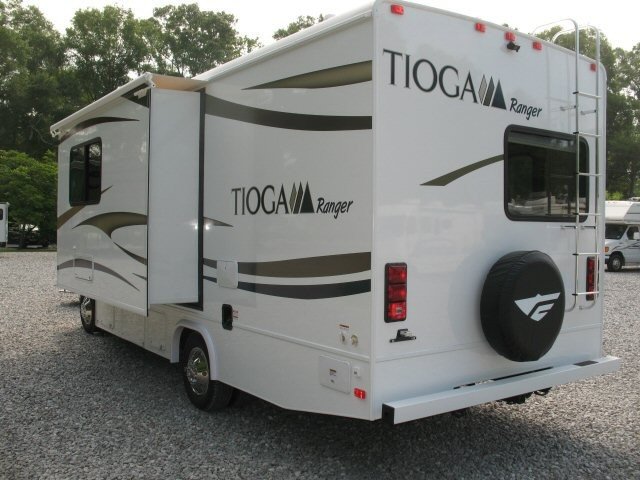 NEW 2009 FLEETWOOD TIOGA 25G - Overview | Berryland Campers