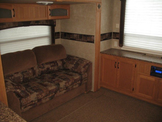 USED 2009 KEYSTONE SPRINTER 297RET - Overview | Berryland Campers