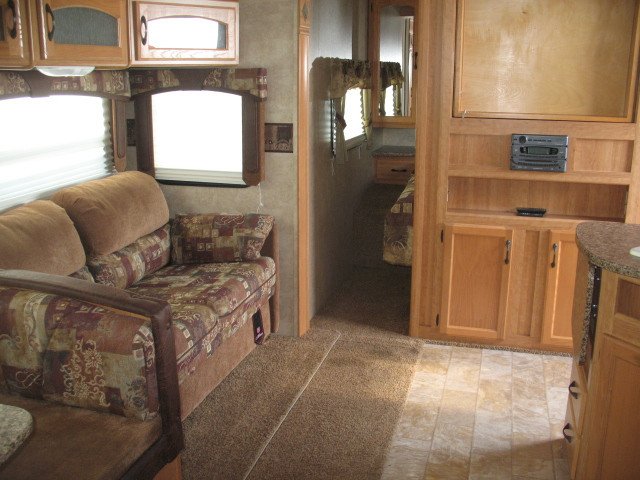 USED 2009 KEYSTONE SPRINTER 250RBS - Overview | Berryland Campers