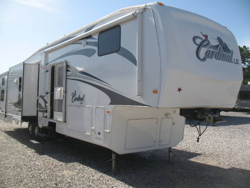 USED 2009 FOREST RIVER CARDINAL 38BH - Overview | Berryland Campers