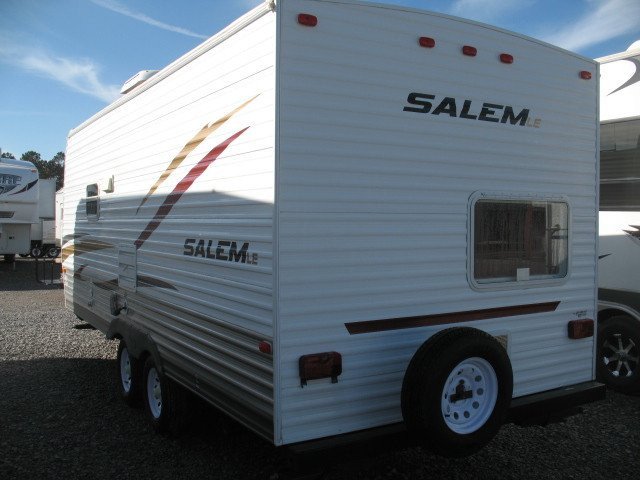 USED 2009 FOREST RIVER SALEM 19BH - Overview | Berryland Campers