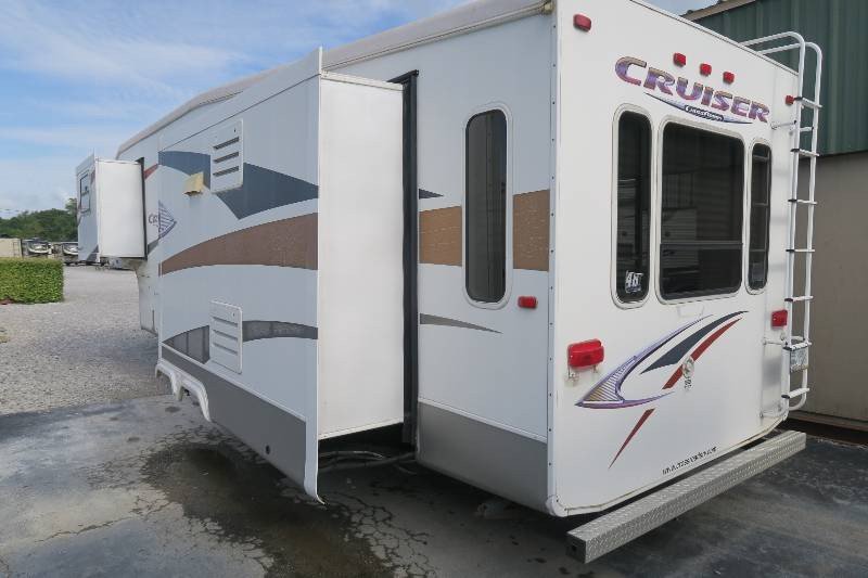 USED 2009 CROSSROADS RV CRUISER 30SK - Overview | Berryland Campers