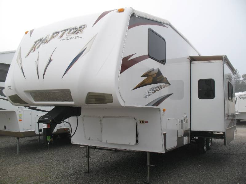 USED 2009 KEYSTONE RAPTOR RP299 - Overview | Berryland Campers