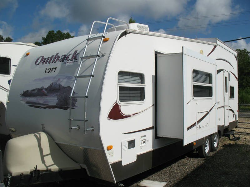 USED 2009 KEYSTONE OUTBACK 27L - Overview | Berryland Campers