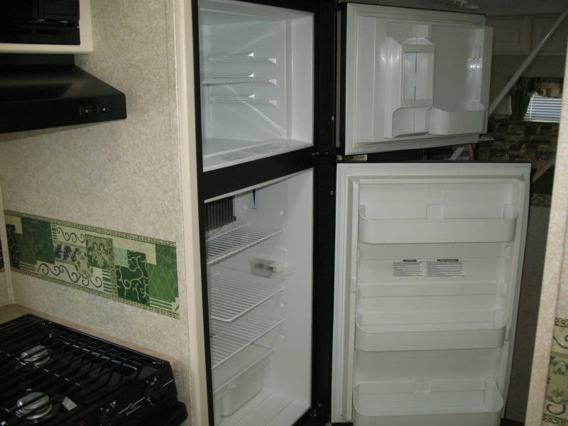 USED 2009 KEYSTONE OUTBACK 27L - Overview | Berryland Campers