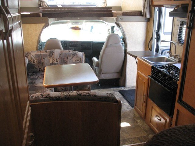 USED 2009 COACHMEN FREELANDER 2130QB - Overview | Berryland Campers