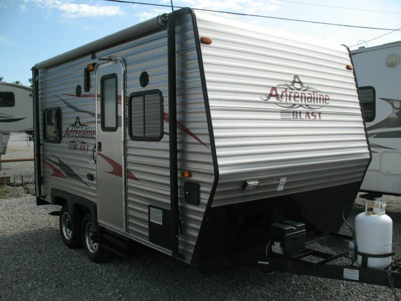 USED 2009 COACHMEN ADRENALINE SURGE 150MPH - Overview | Berryland Campers
