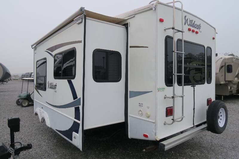 USED 2008 FOREST RIVER WILDCAT 27RL - Overview | Berryland Campers