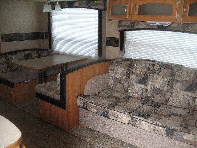 USED 2008 KEYSTONE SPRINTER 250RBS - Overview | Berryland Campers