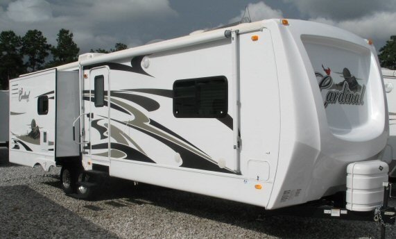 NEW 2008 FOREST RIVER CARDINAL 32TS - Overview | Berryland Campers