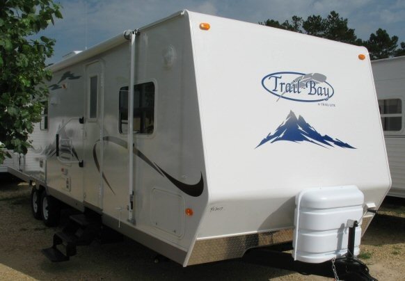 NEW 2008 R-VISION TRAIL-BAY 32BHS - Overview | Berryland Campers