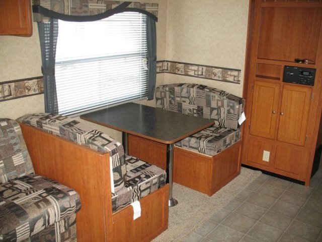 NEW 2008 R-VISION SUPER SPORT 28RLS - Overview | Berryland Campers