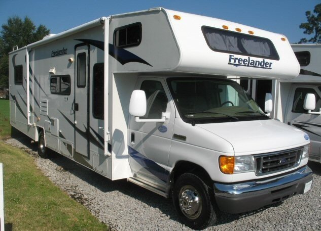 USED 2008 COACHMEN FREELANDER FL3150SS - Overview | Berryland Campers