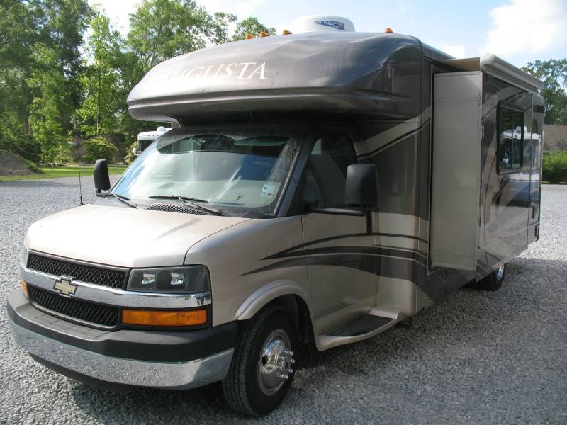 USED 2008 HOLIDAY RAMBLER AUGUSTA 252DS - Overview | Berryland Campers