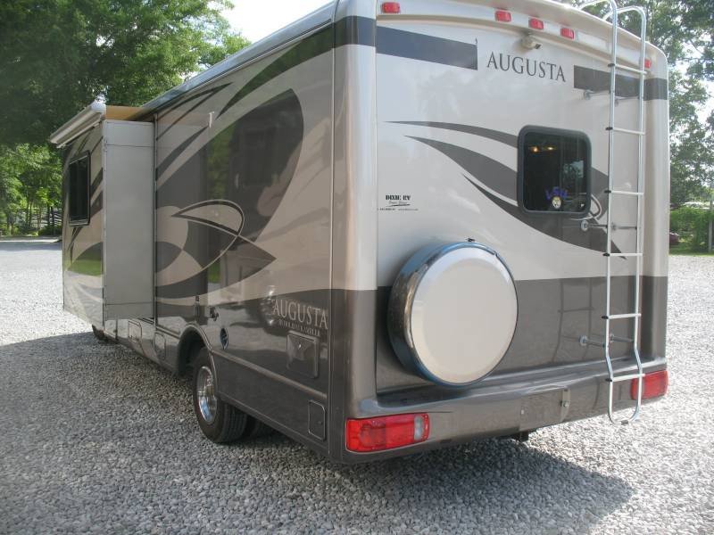 USED 2008 HOLIDAY RAMBLER AUGUSTA 252DS - Overview | Berryland Campers