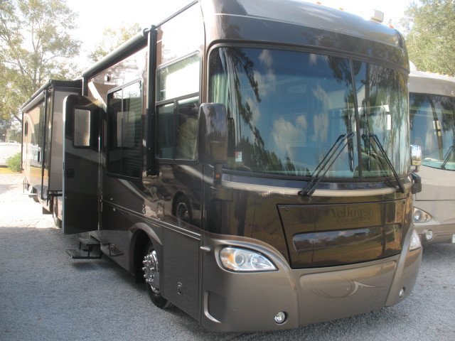 USED 2008 GULF STREAM YELLOWSTONE 8390 - Overview | Berryland Campers