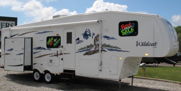 NEW 2007 FOREST RIVER WILDCAT 30LSWB - Overview | Berryland Campers