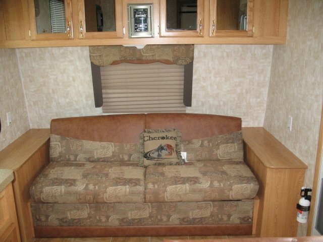 NEW 2007 FOREST RIVER CHEROKEE 27G - Overview | Berryland Campers