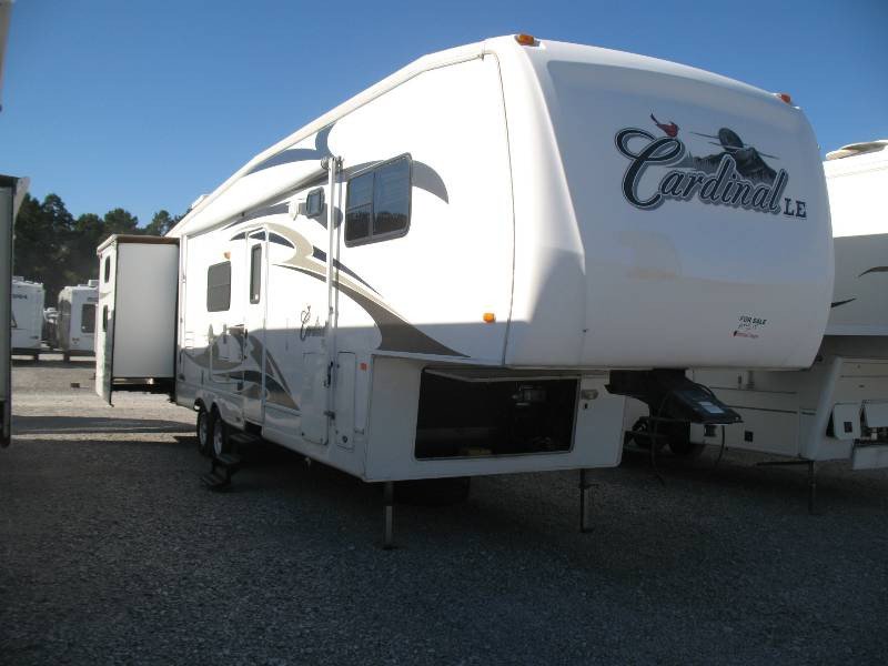 USED 2007 FOREST RIVER CARDINAL 362BH - Overview | Berryland Campers