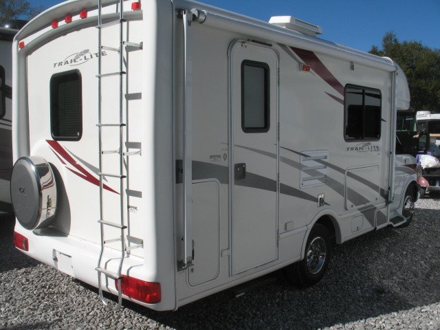 USED 2007 R-VISION TRAIL-LITE 213 - Overview | Berryland Campers