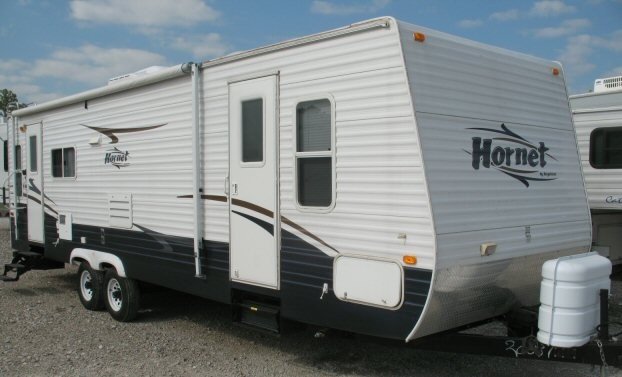 USED 2007 KEYSTONE HORNET 29RLS - Overview | Berryland Campers