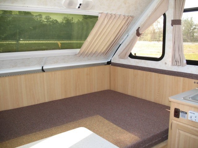 NEW 2007 CHALET CHALET ARROWHEAD - Overview | Berryland Campers