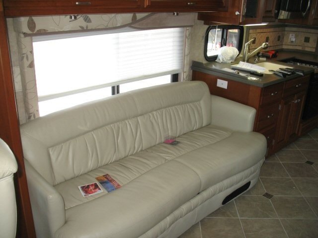 USED 2007 FLEETWOOD REVOLUTION 42N - Overview | Berryland Campers