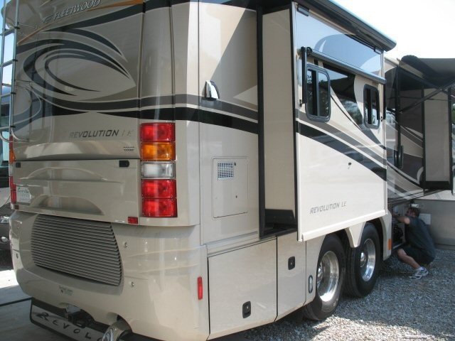 USED 2007 FLEETWOOD REVOLUTION 42N - Overview | Berryland Campers