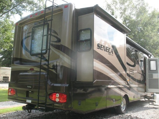 USED 2007 JAYCO SENECA 34SS - Overview | Berryland Campers