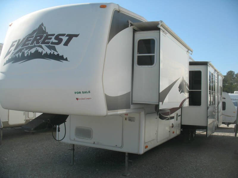 USED 2006 KEYSTONE EVEREST 362QEV - Overview | Berryland Campers