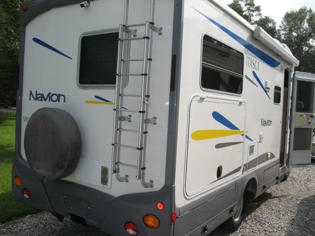 USED 2006 ITASCA BY WINNEBAGO NAVION 23J - Overview | Berryland Campers