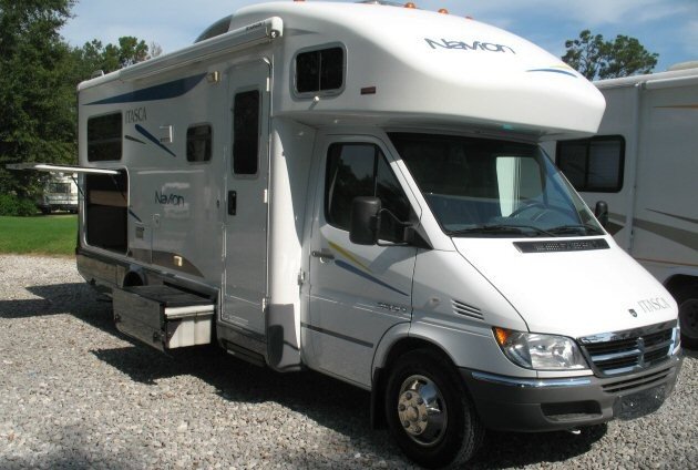 USED 2006 ITASCA BY WINNEBAGO NAVION 23J - Overview | Berryland Campers