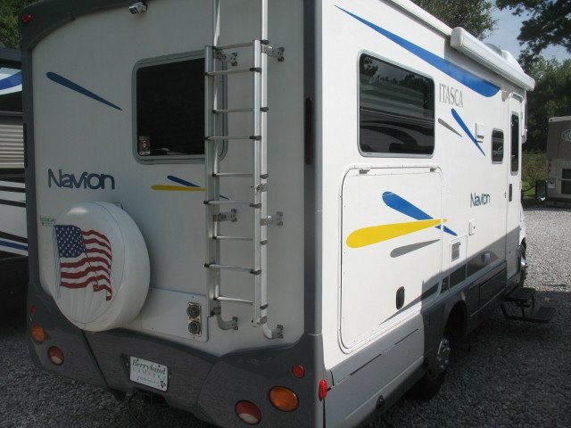 USED 2006 ITASCA BY WINNEBAGO NAVION 23J - Overview | Berryland Campers