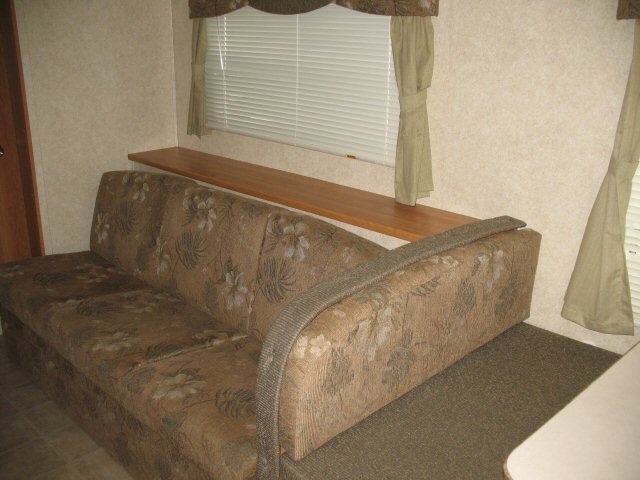 USED 2006 KEYSTONE ZEPPELIN 291 - Overview | Berryland Campers