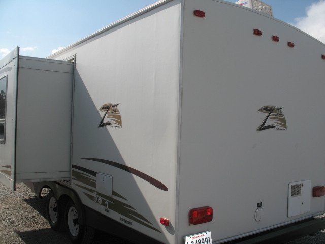 USED 2006 KEYSTONE ZEPPELIN 241 - Overview | Berryland Campers